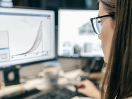 TA.XTplus100C Texture Analyser